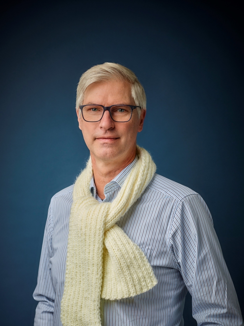 Het verhaal met de witte sjaal: Sjaak Burgers longarts | Longkanker ...